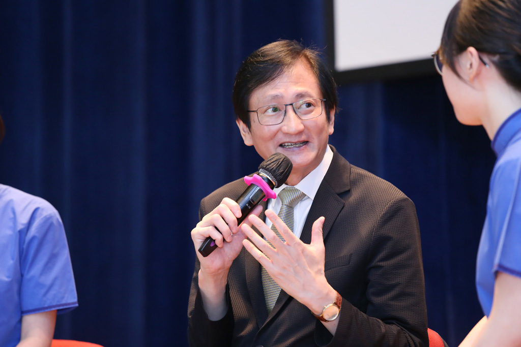 Bidding Farewell to Mr Kwan | Ying Wa Girls' School