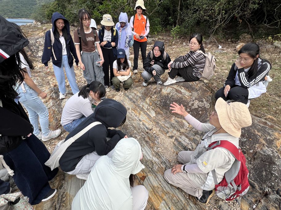 Excursion at Hong Kong UNESCO Global Geopark | Ying Wa Girls' School